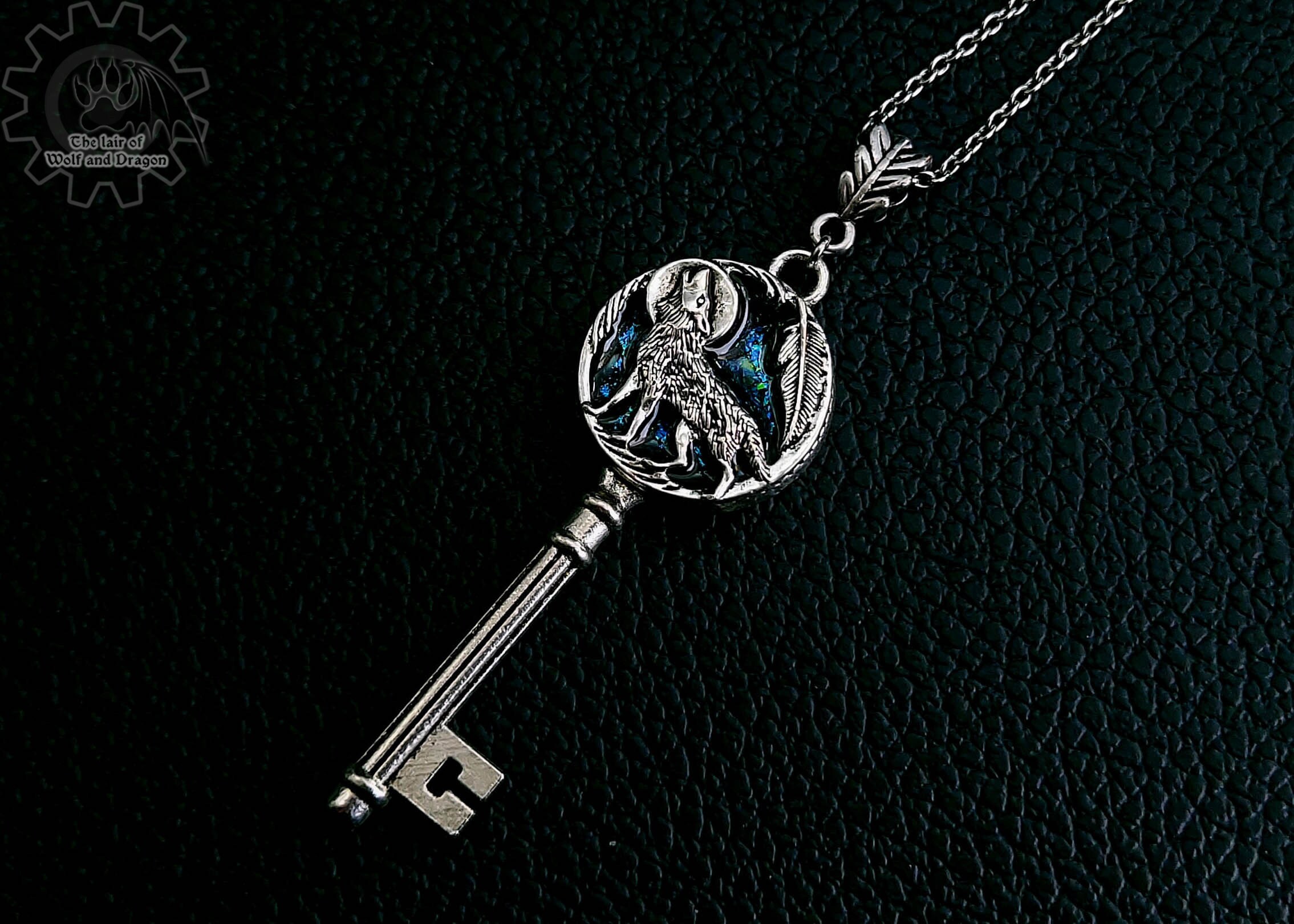 Wolf Key Necklace Animal Forest Jewelry Animal Jewelry Wildlife ...