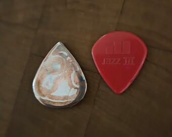 100% Titanium Guitar Pick. Metal USA Silver Brass Copper - Etsy