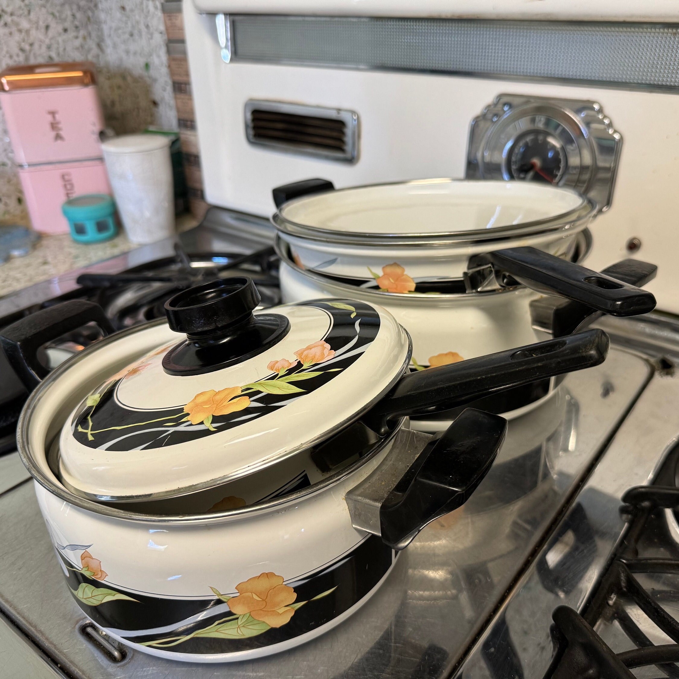 1980s Sanko Japan Enameled Steel Memories Pattern Oven to Table 7 Pc ...