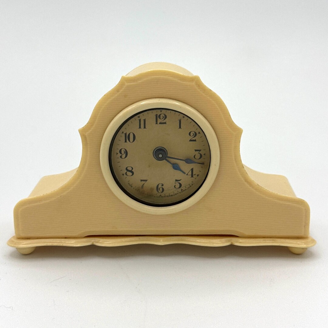 1940s Small Celluloid Mantle Clock Wind-up Mechanism Lux Clock ...