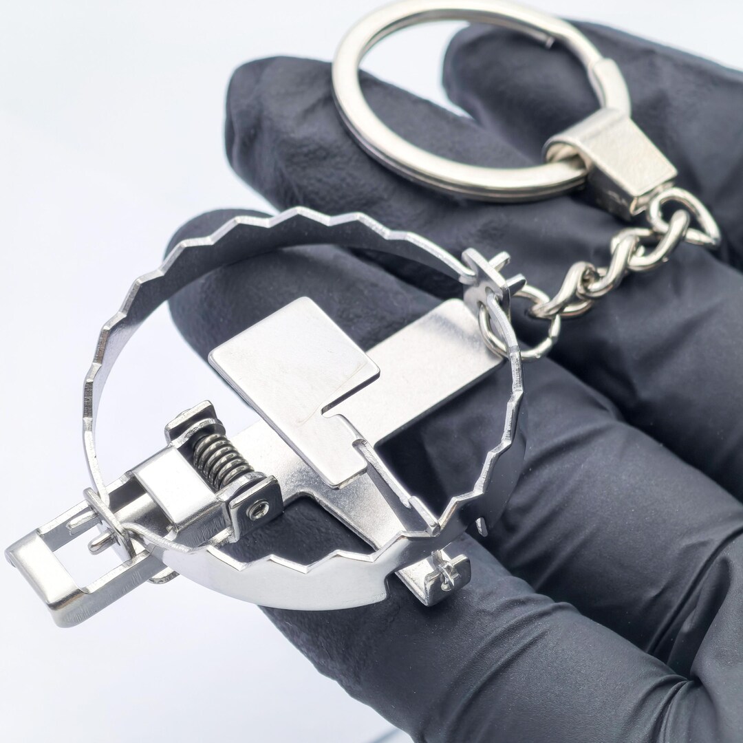 Mini Bear Trap Keychain | Fun, Functional Keychian, and Decorative ...
