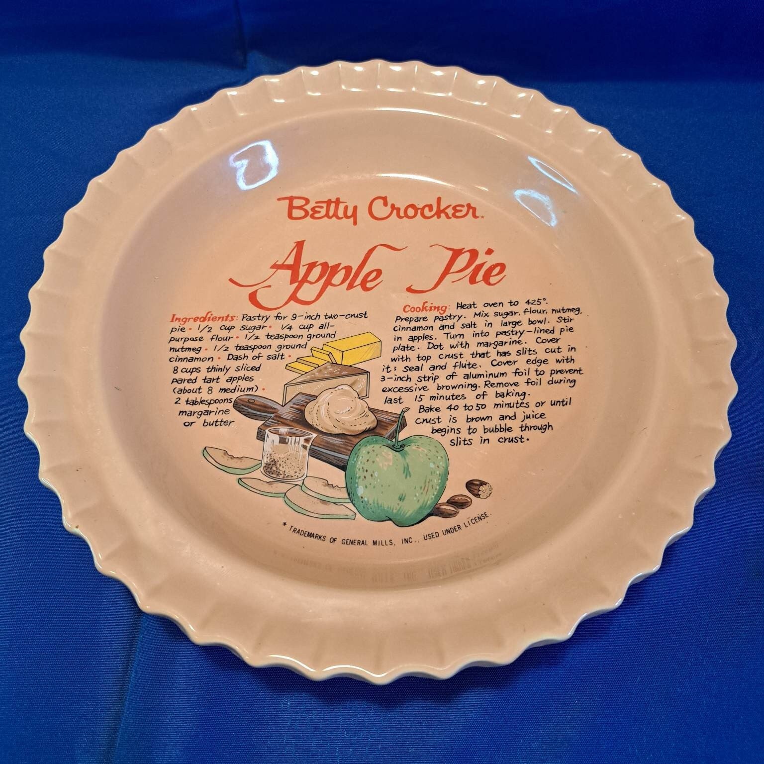 Betty Crocker Apple Pie Keeper W/ Recipe Inside the Dish Green - Etsy
