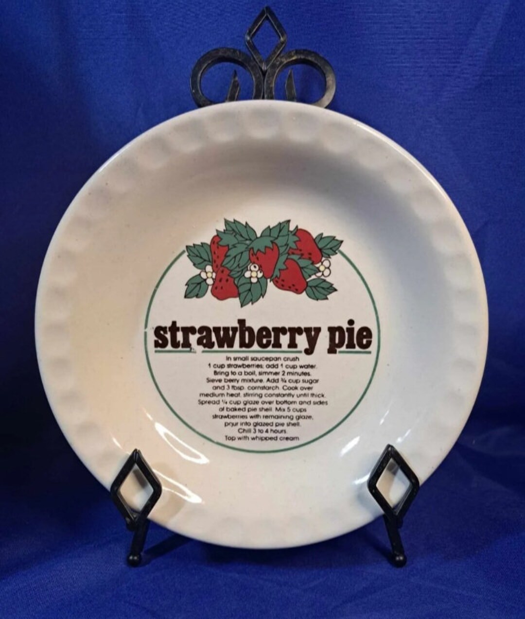 Vintage Ceramic Strawberry Pie Dish, Summer Kitchen Decor - Etsy