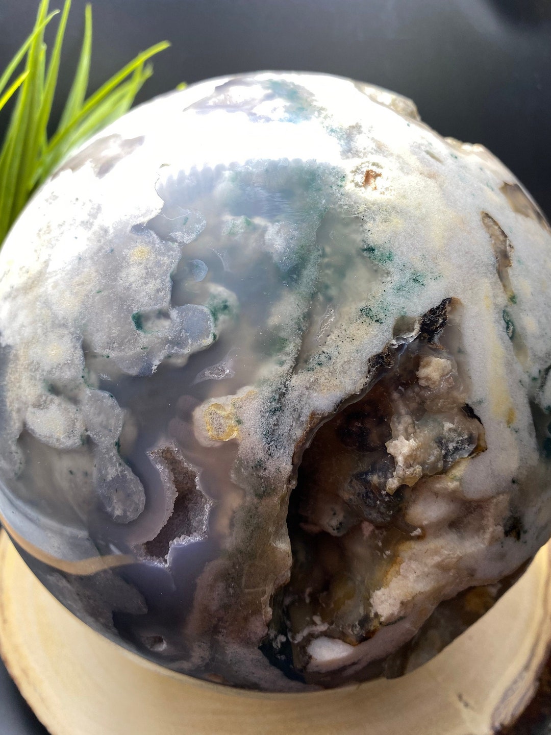 17.99lb Collectors Statement Piece Extremely Rare Natural Green and ...