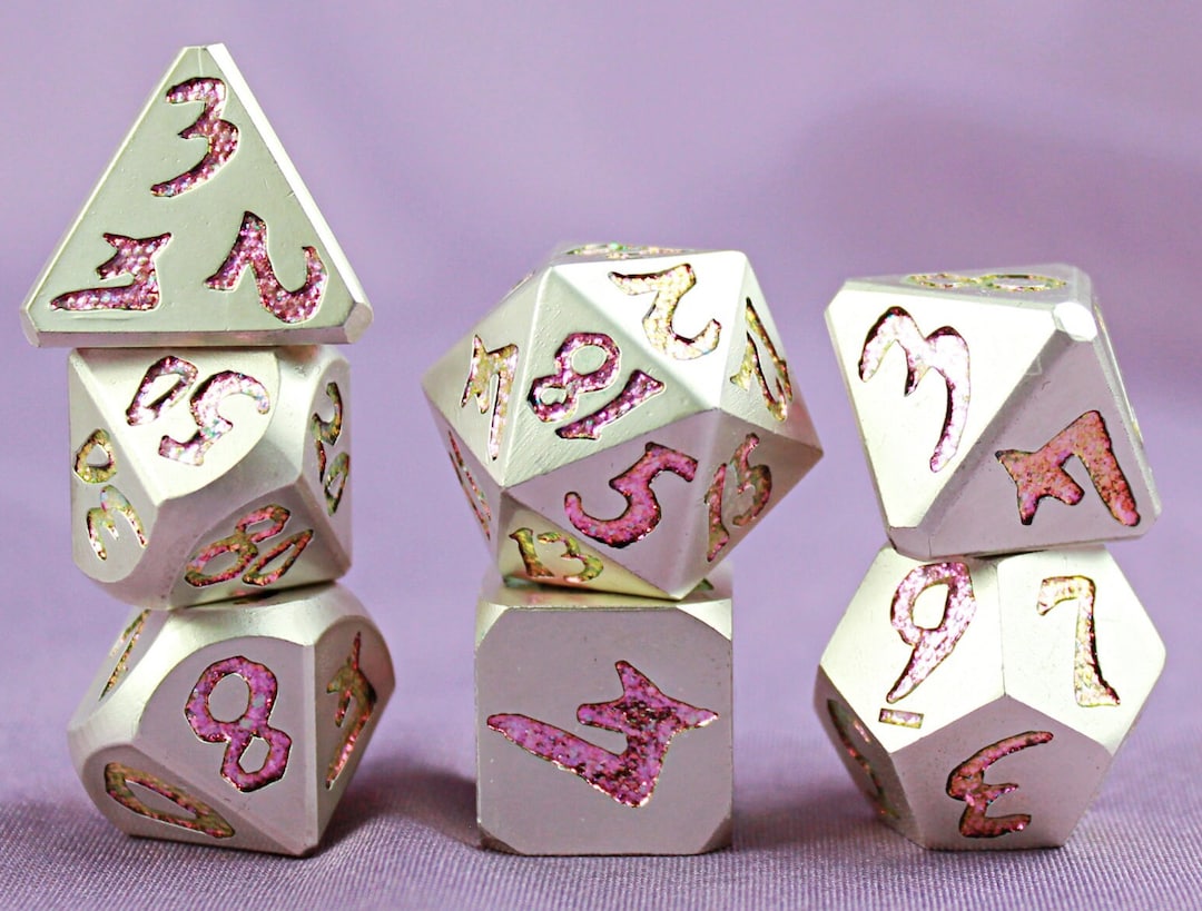 Metal Solids Dice Set | Glitter Pink | Dungeons and Dragons | MTG ...