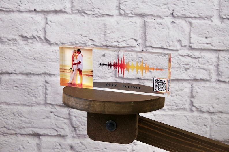 Soundwave Art QR Code Song Plaque CUSTOM Sound Wave With - Etsy