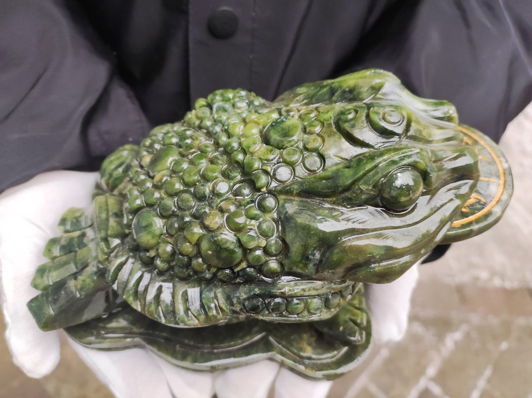 Fine Crystal Natural Green Jade Money Toad Statue Feng Shui Fortune ...