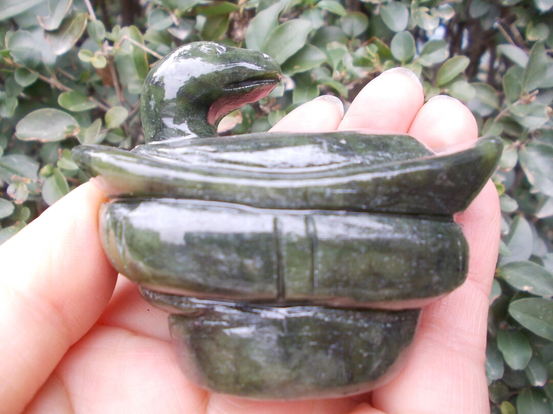 Jade Crystal Healing Green Jade Snake Statue Carved,crystal ,handmade ...