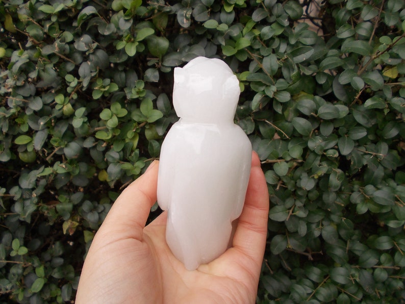 Funny Jade Crystal Healing White Monkey Statue Carving Carved, Crystal ...