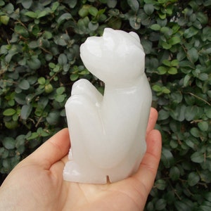 Funny Jade Crystal Healing White Monkey Statue Carving Carved, Crystal ...