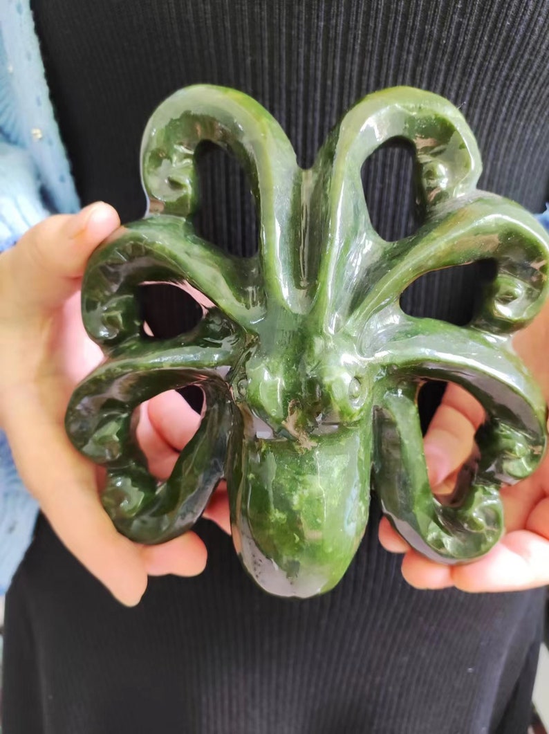 Green Jade Octopus Detailed Carving, Crystal Healing Fish Animal Squid ...
