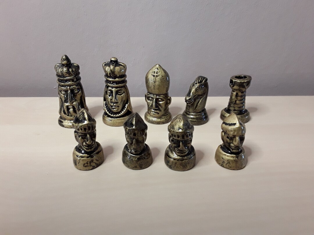 Traditional Heads Chess Moulds - Etsy
