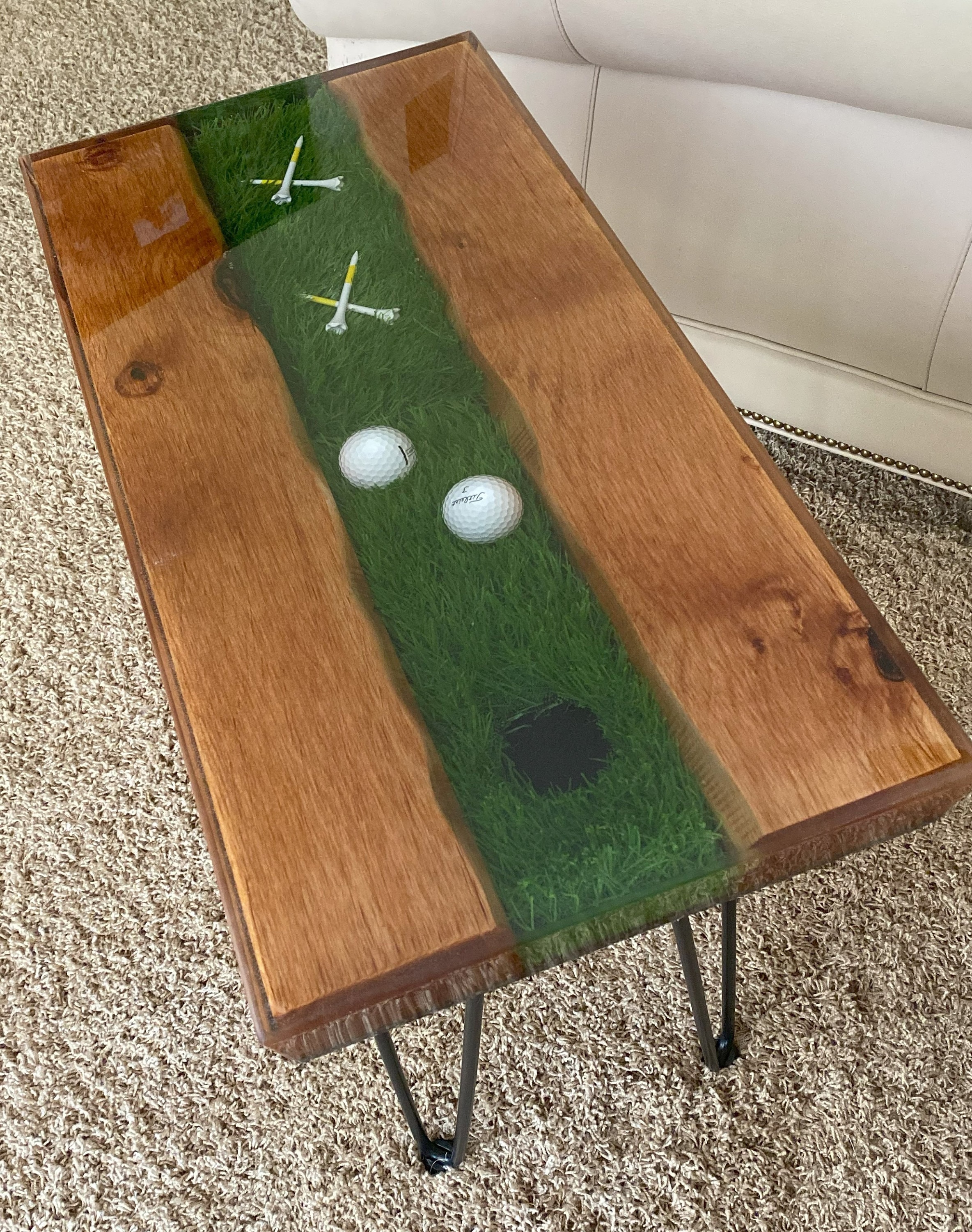 Golf River Table Live Edge End Table Artificial Turf Golf Table Epoxy ...