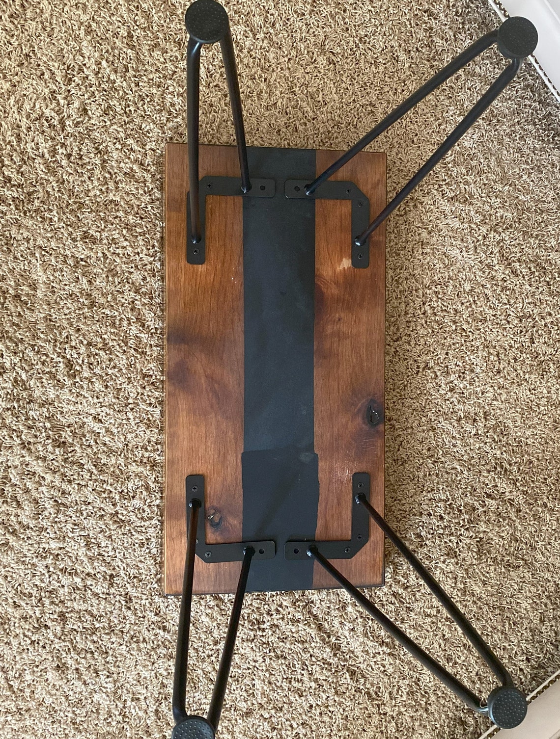 Golf River Table Live Edge End Table Artificial Turf Golf Table Epoxy ...