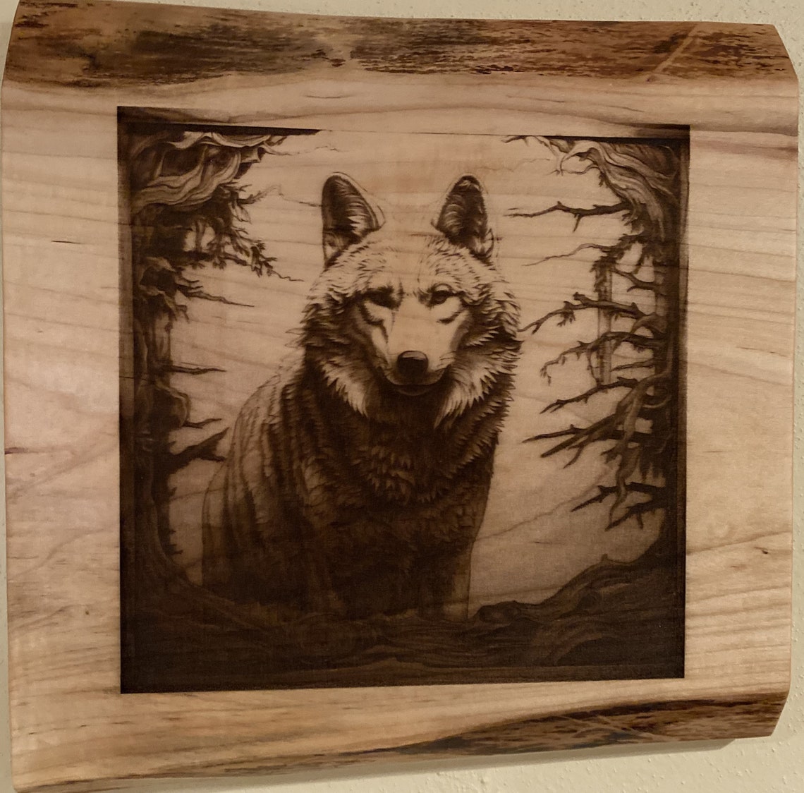 Engraved Wolf Live Edge Scene Live Edge Wolf Wall Art Live Edge Wolf ...