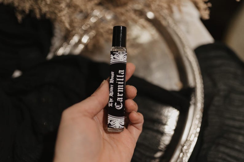 Carmilla Vampire Gothic Roller Perfume 10ml | Gothic Gifts - Etsy