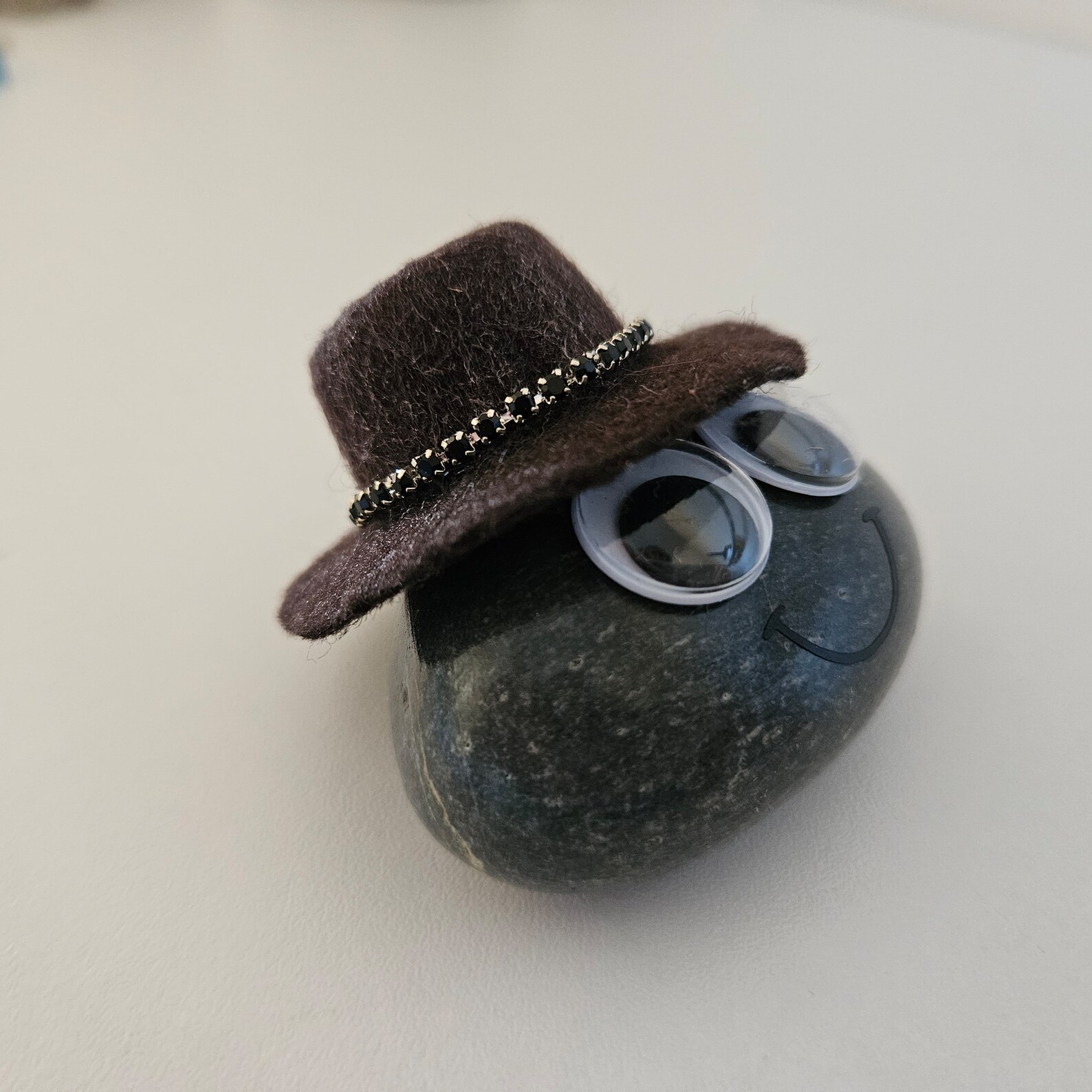 Unique Rock Friend: Cowboys Rock With Brown Hat - Funny Rock Pal ...