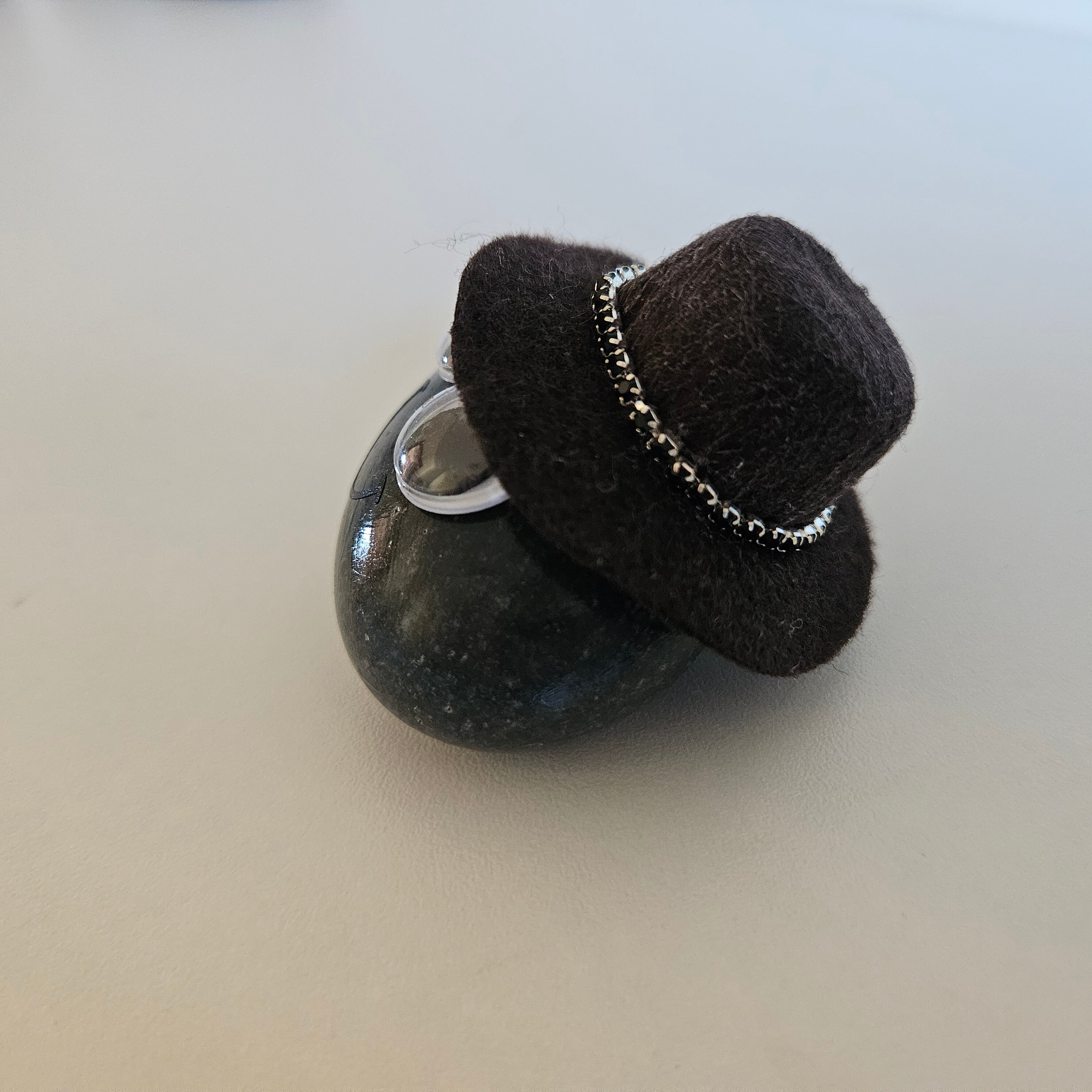 Unique Rock Friend: Cowboys Rock With Brown Hat - Funny Rock Pal ...