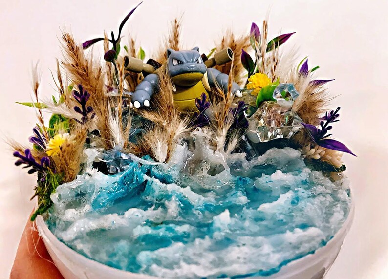 Blastoise Pokémon Beach Terrarium , Light up Poke Ball , Birthday Gift ...