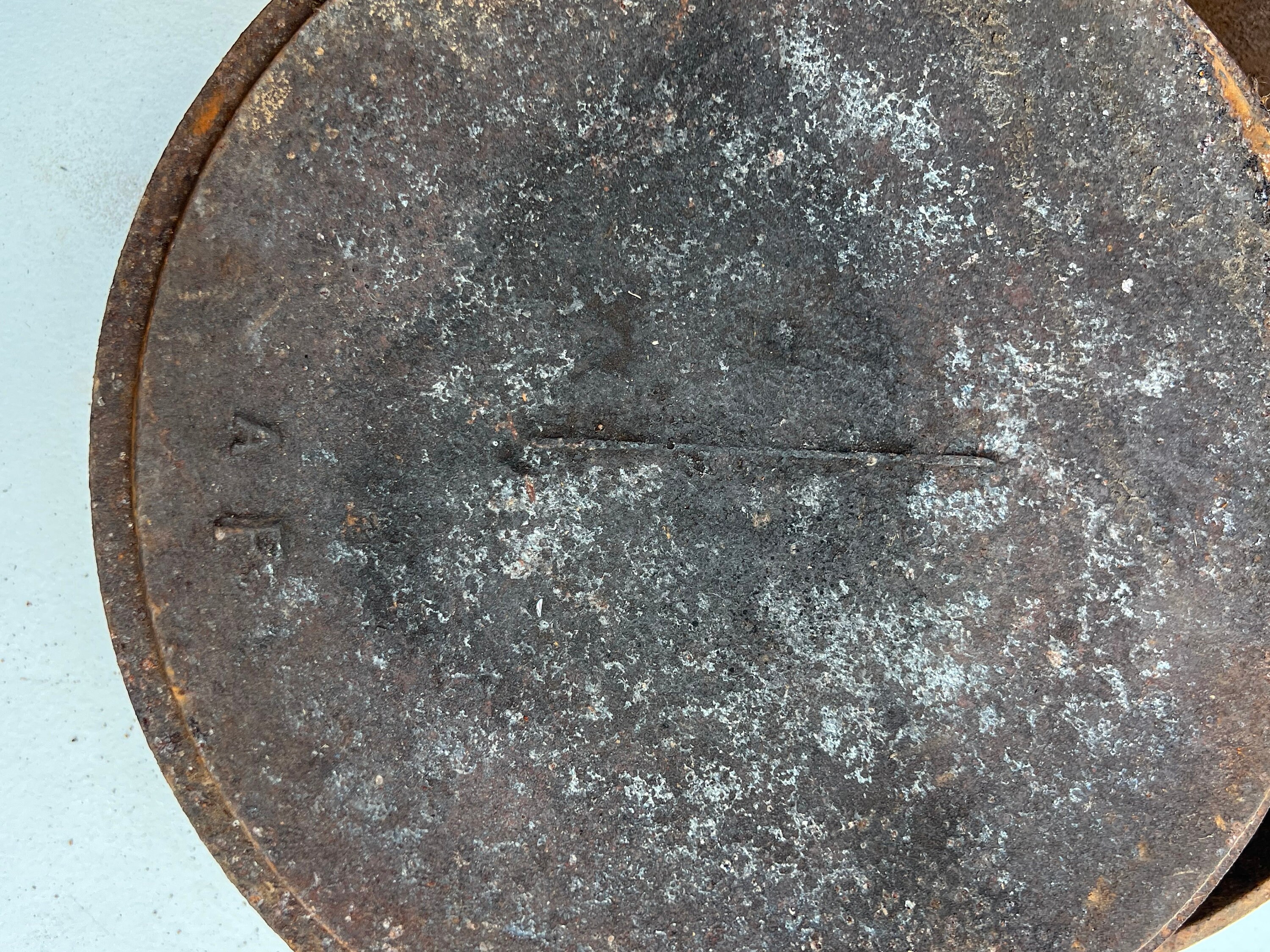 13" Cast Iron Spider Skillet W/lid. - Etsy