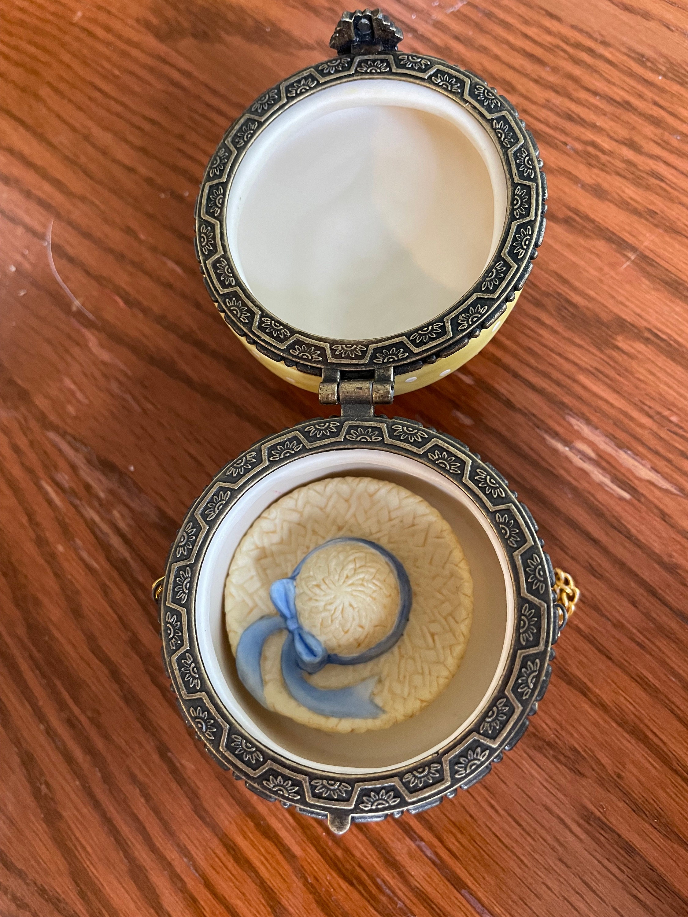 Mini Hat Box With Hat Inside, Trinket Box, Unique Trinket Boxes With ...