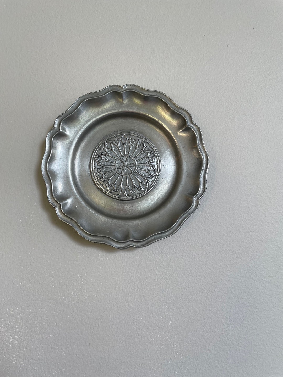 Pewter Dish, Pewter Wall Decor, Vintage Finstain Les Potstainiers ...