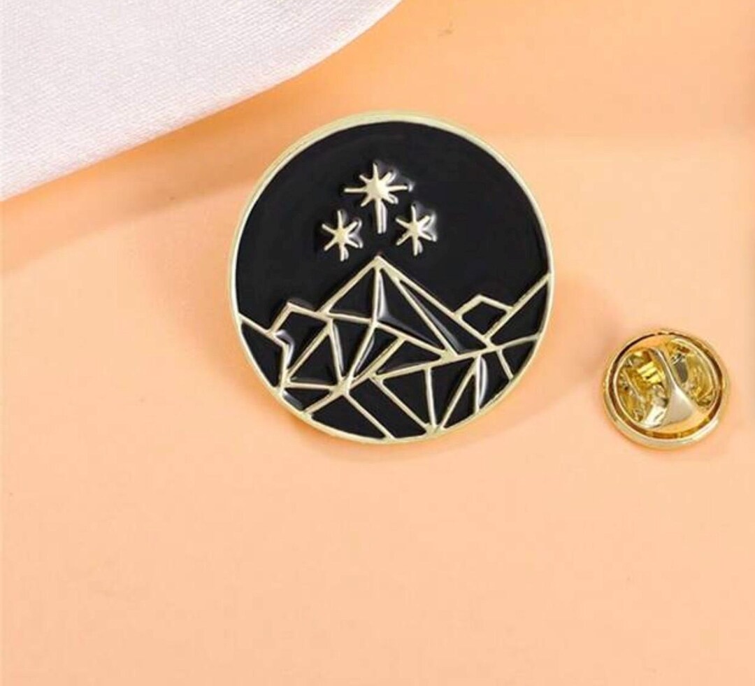Velaris Night Court Enamel Pin – ACOTAR Bookish Gift - Etsy UK