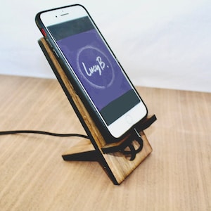 Environmentally Friendly Wooden Phone Stands Made From 100% Recycled ...