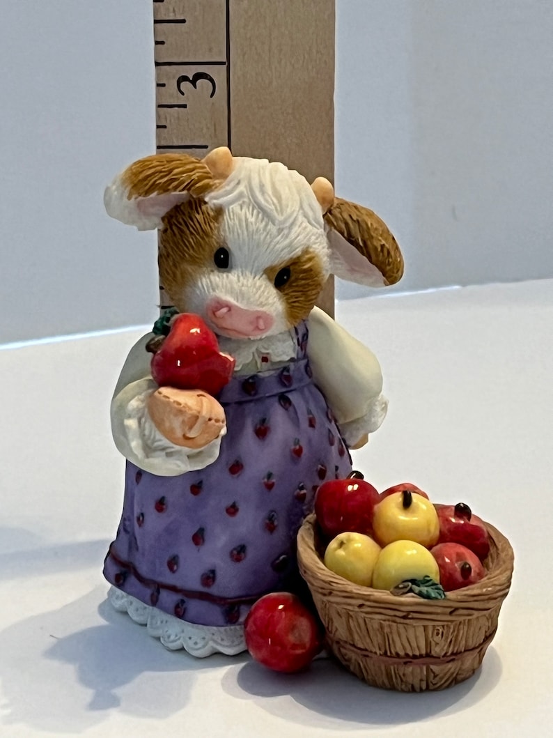 Mary's Moo Moos I'm Tempting Moo October Figurine 257559 - Etsy