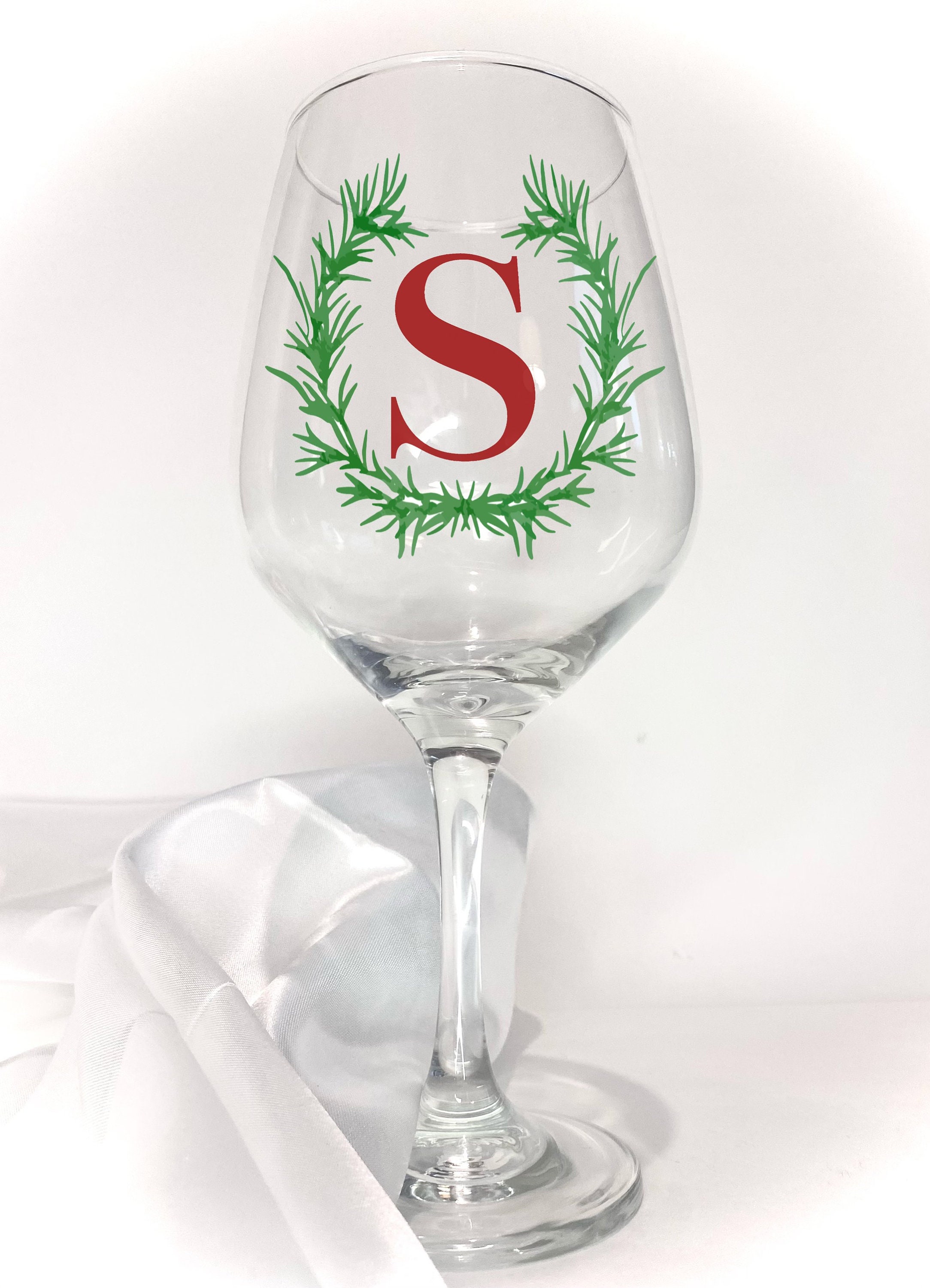 Personalized Christmas Wine Glass | Custom Holiday Barware | Make It a ...