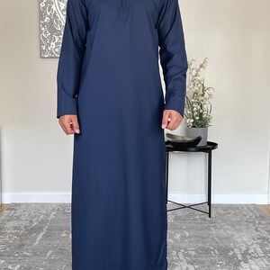 Men’s Navy Blue Omani Thobe Jubbah - Etsy UK