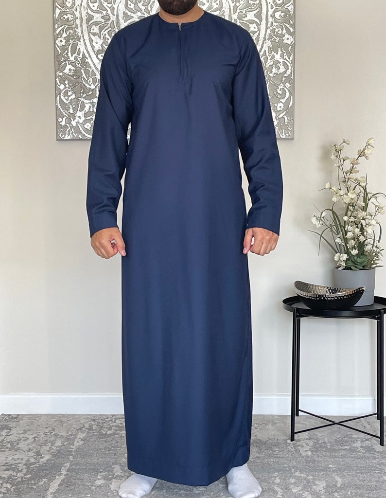 Men’s Navy Blue Omani Thobe Jubbah - Etsy UK