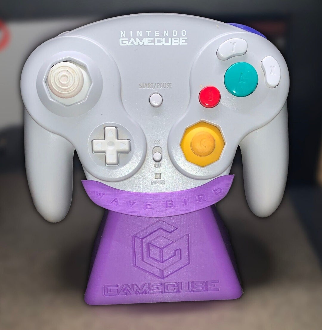 Nintendo Gamecube Wavebird Controller Stand With Engraved Logo Tons of ... Nintendo Gamecube Wavebird Controller Stand With Engraved Logo Tons of ...