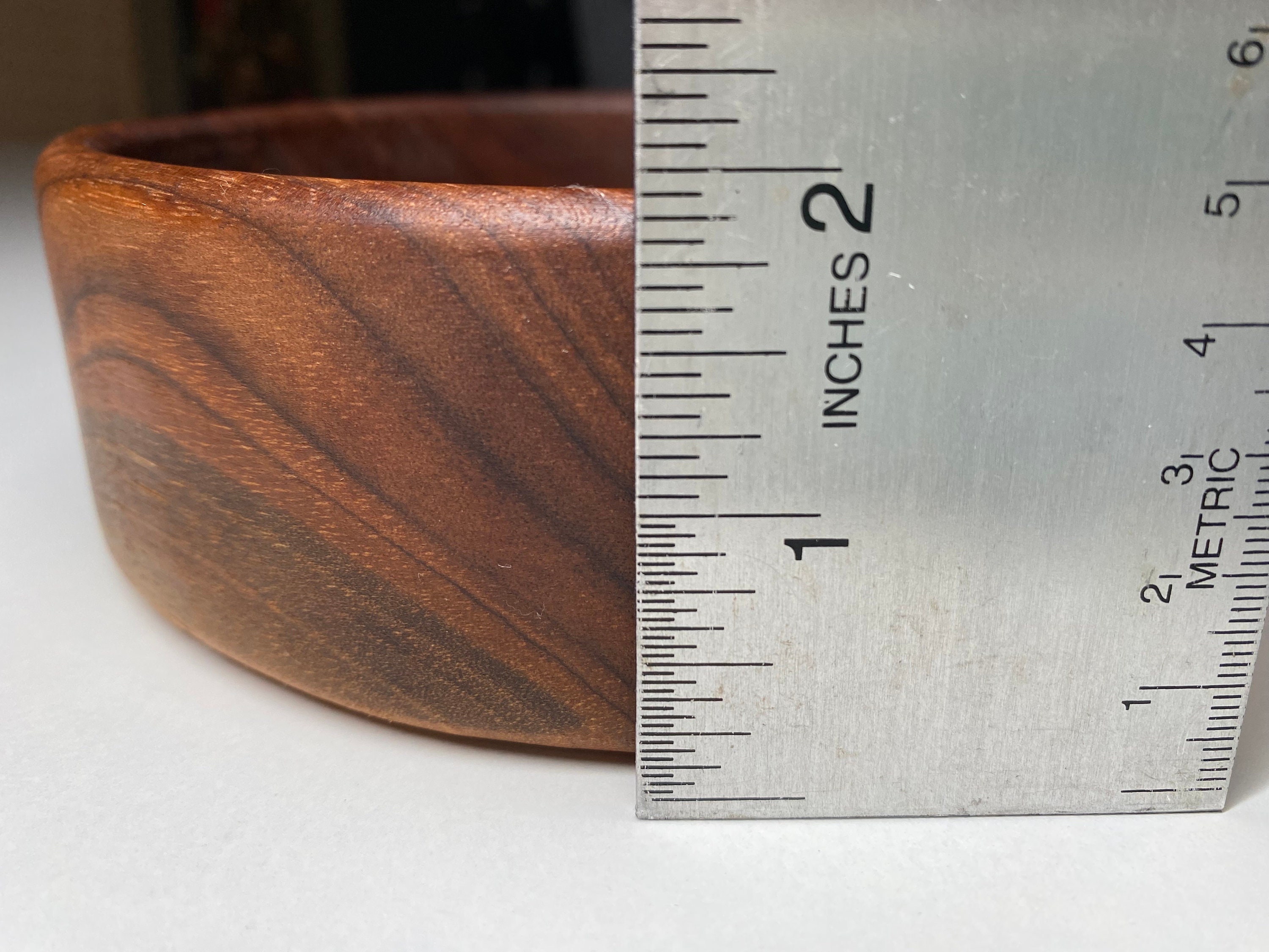 Walnut Bowl - Medium - Handmade Router Bowl - Etsy