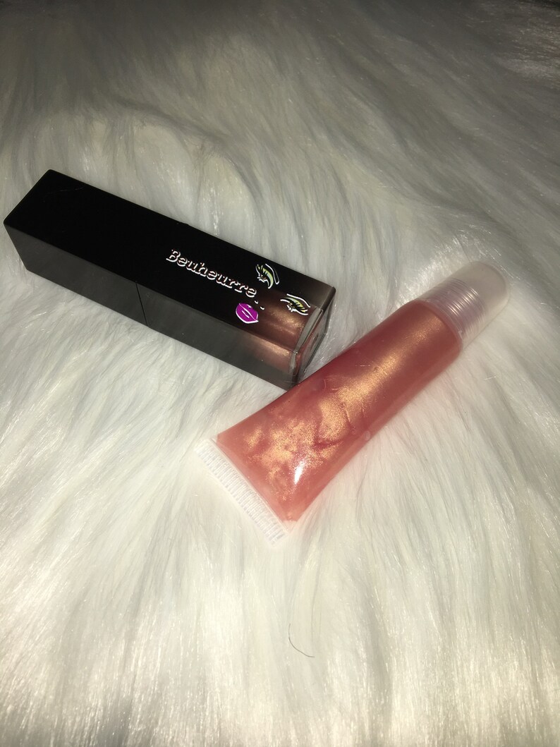 Wholesale Lipgloss in Silver Tubes 10mil - Etsy