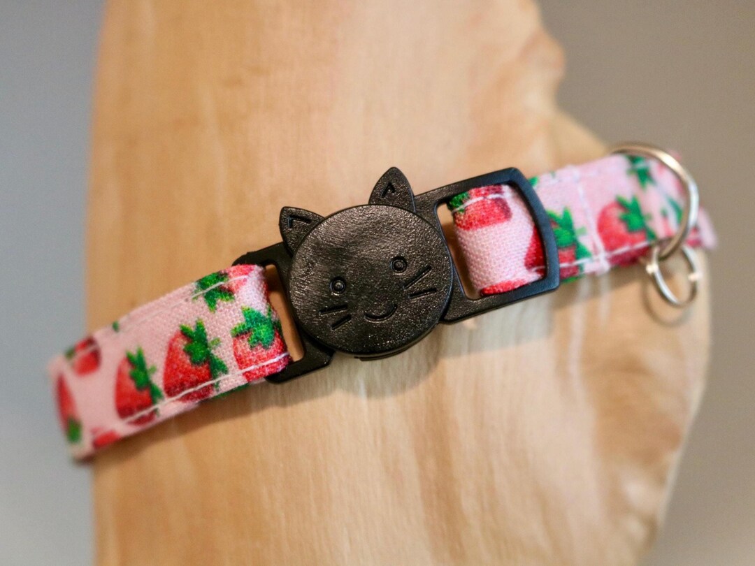 Sweet Strawberry: Pink Berry Purrfect Strawberries Cat Collar for ...