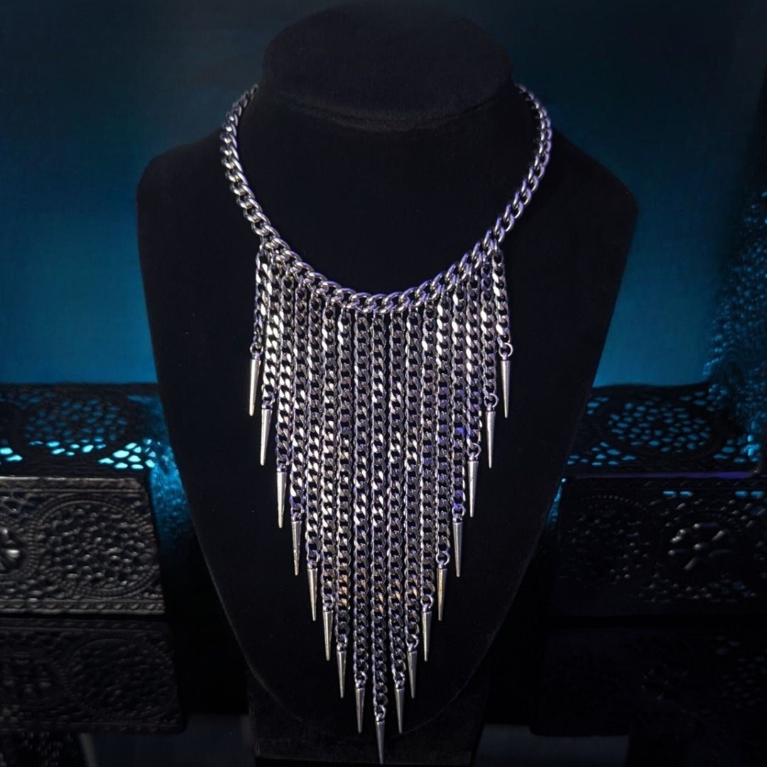 Reign Tapered Chain Spike Bib Necklace - Etsy