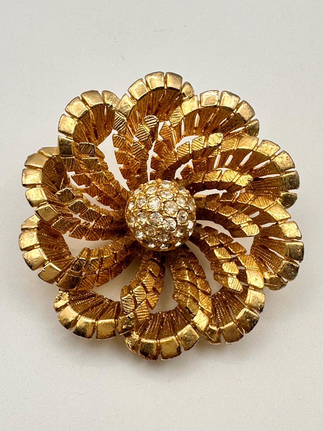 Pauline Rader Signed Brooch • Vintage Gold Tone Sculptural Flower Pin ...