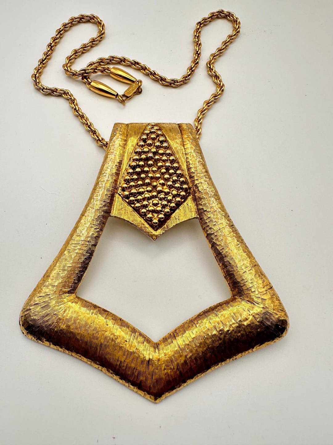 VNTG Pauline Rader Gold Tone Classic Pauline Rader Big Penant 20 ...