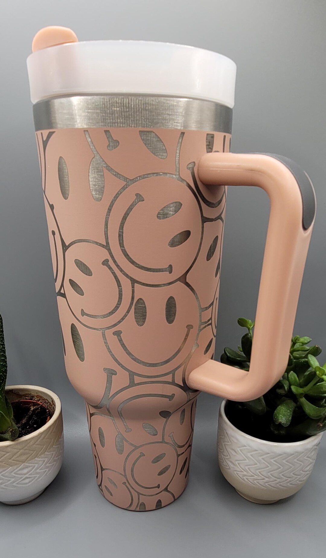 Smiley Faces, Emoji, Happy Face Engraved 40oz Double Wall Insulated ...