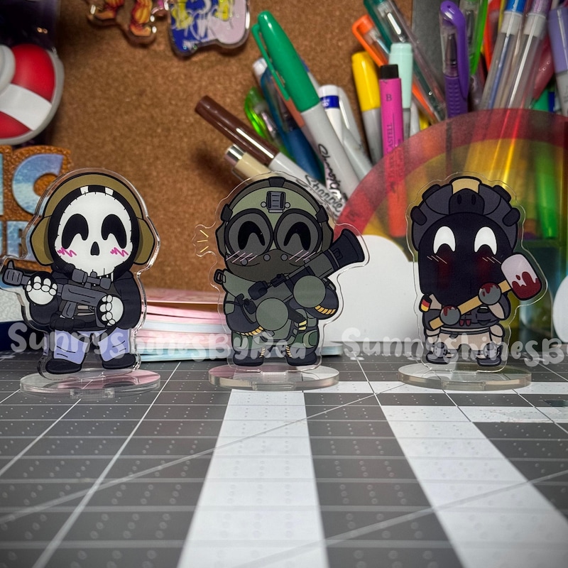 Konig Cosplay - Etsy