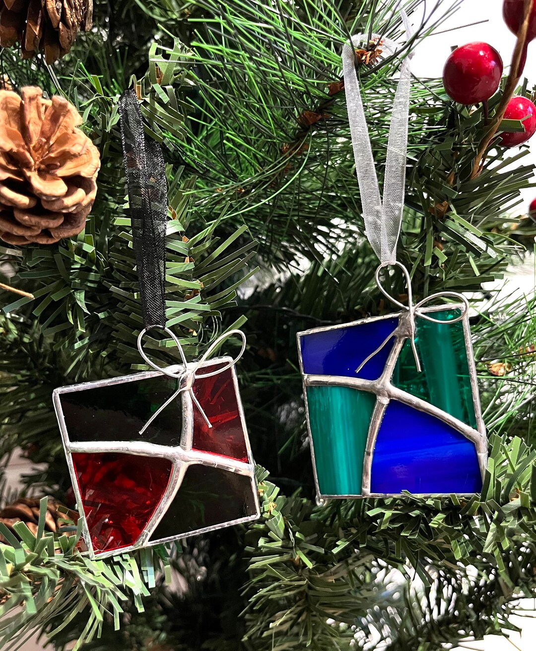 Stained Glass Present / Gift Present Christmas Decoration. Hanging ...