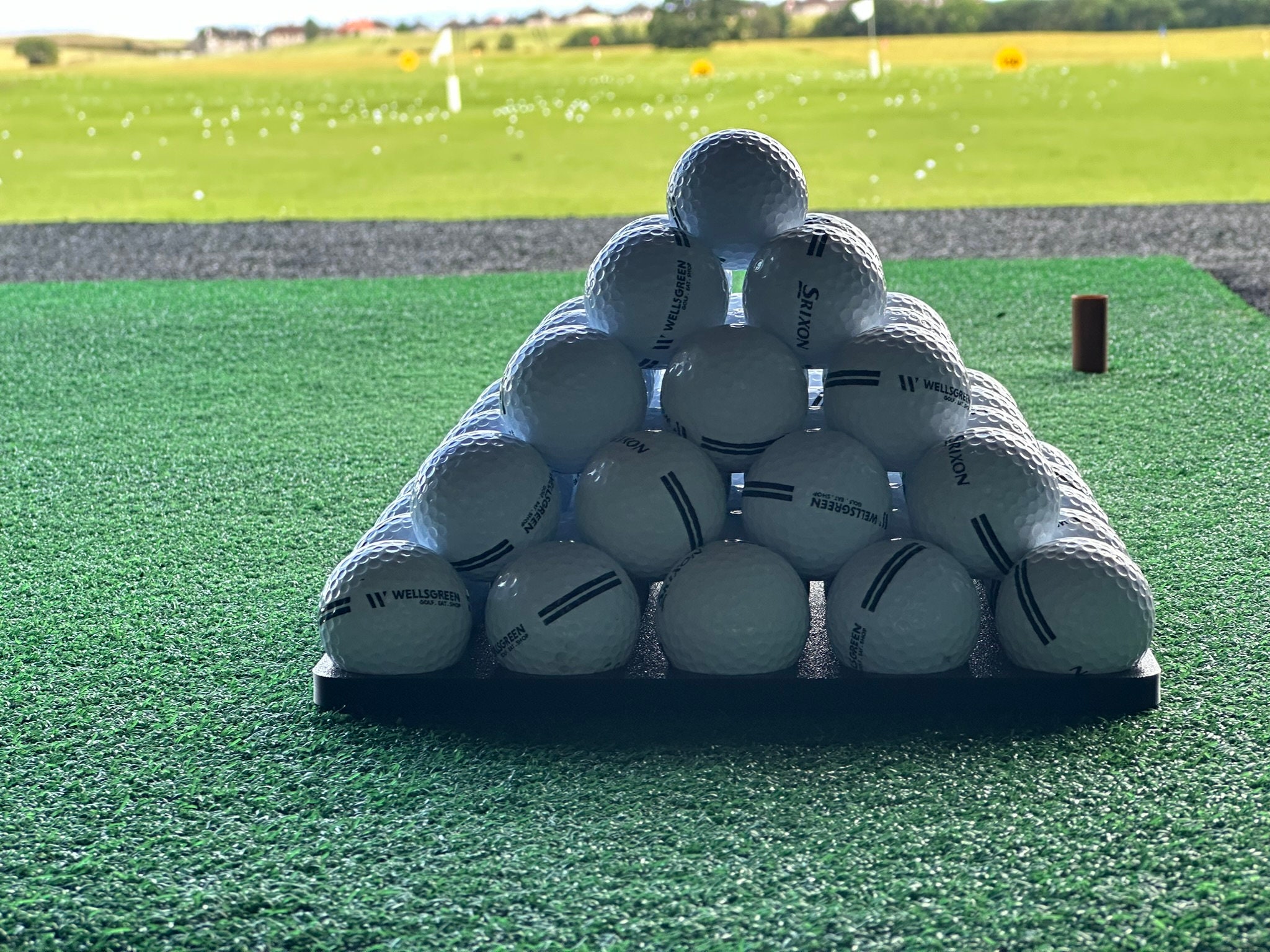 Minimal Golf Sim Pyramid - Golf Driving Range Pyramid, Golf Ball Holder ...