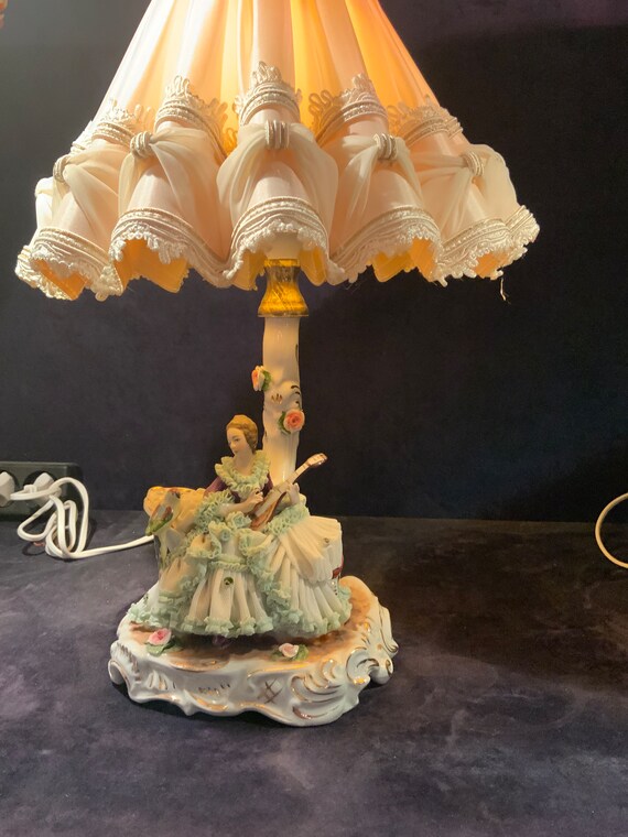 Saxon table lamp store