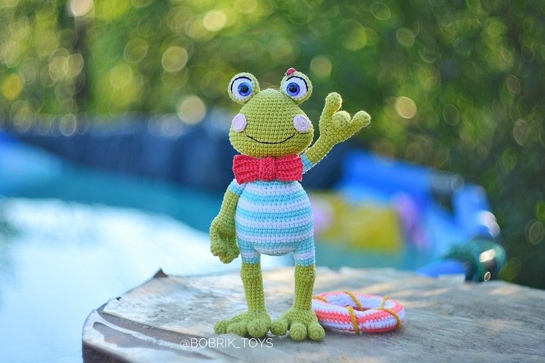 Frog Toad Crochet Pattern Cute Green Frog in Clothes Tommy - Etsy