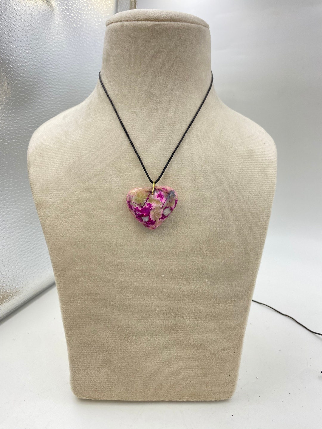 Heart-shaped Tugtupite Stone Natural Gem From Russian Greenland Vibrant ...