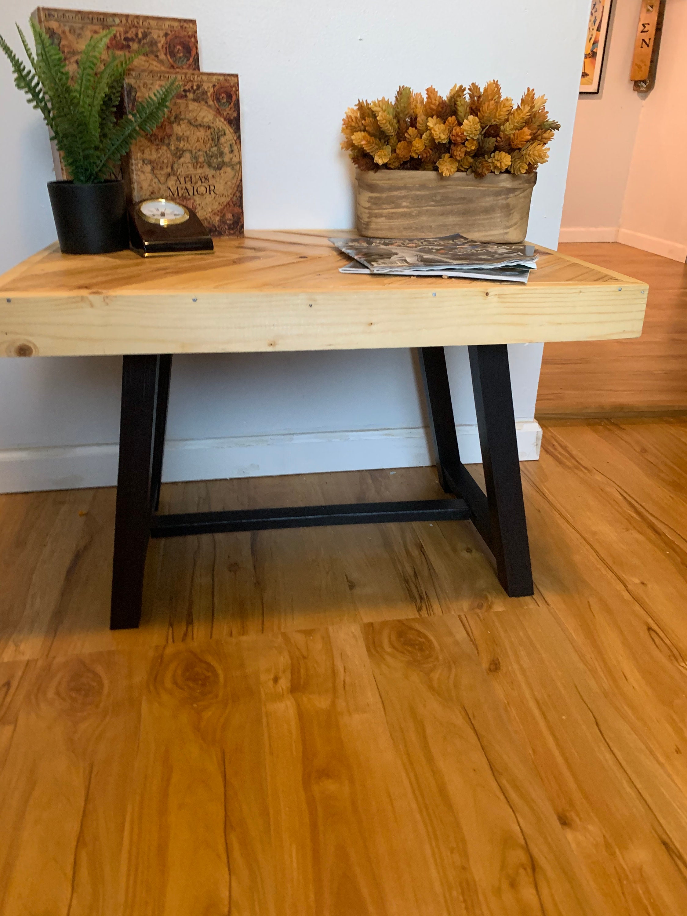 Unique/handcrafted Modern Herringbone Coffee/lounge/side Table ...