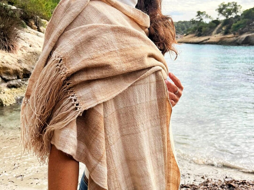 Vicuña Fiber Scarf From the Andes. Natural Beige Color, Betas. Wool ...