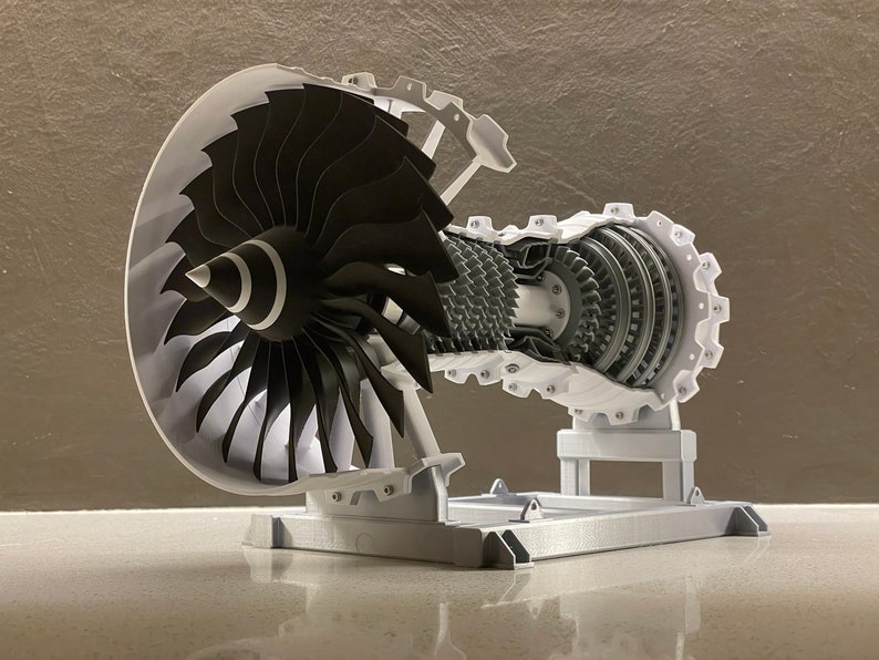White Jet Turbofan Aircraft Engine 3D Printed Office Dècor Kinetic ...