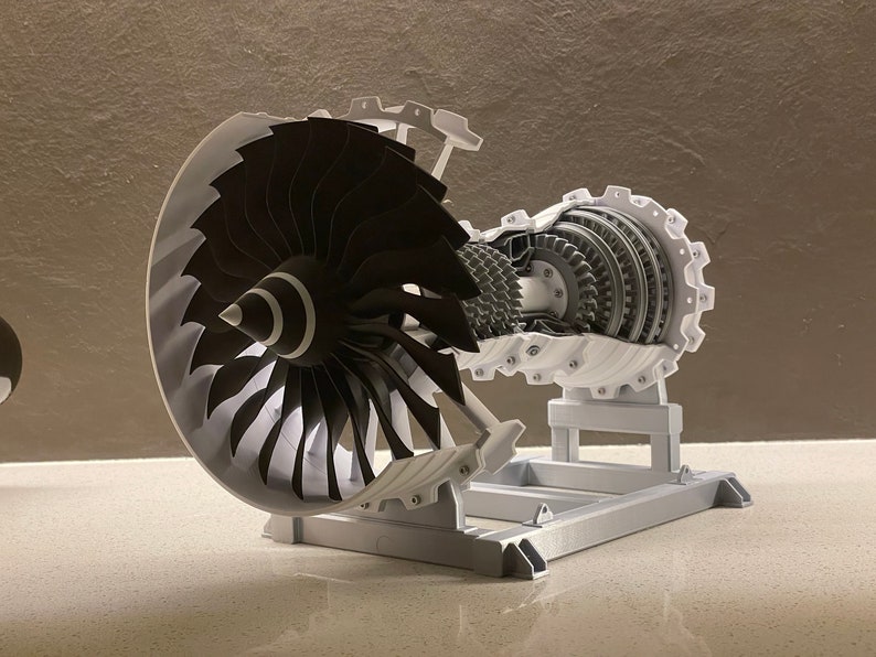White Jet Turbofan Aircraft Engine 3D Printed Office Dècor Kinetic ...